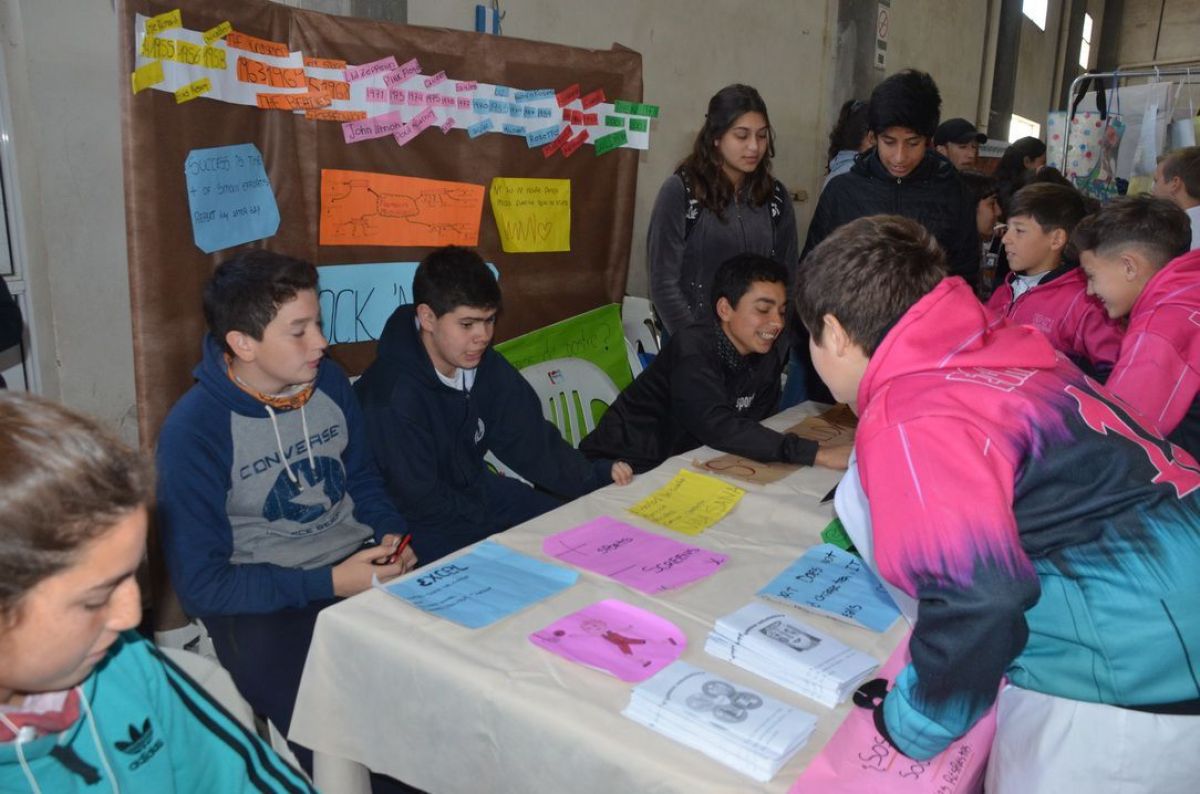 Se realizó la exposición de alumnos de Escuelas Secundarias | El Orden ...