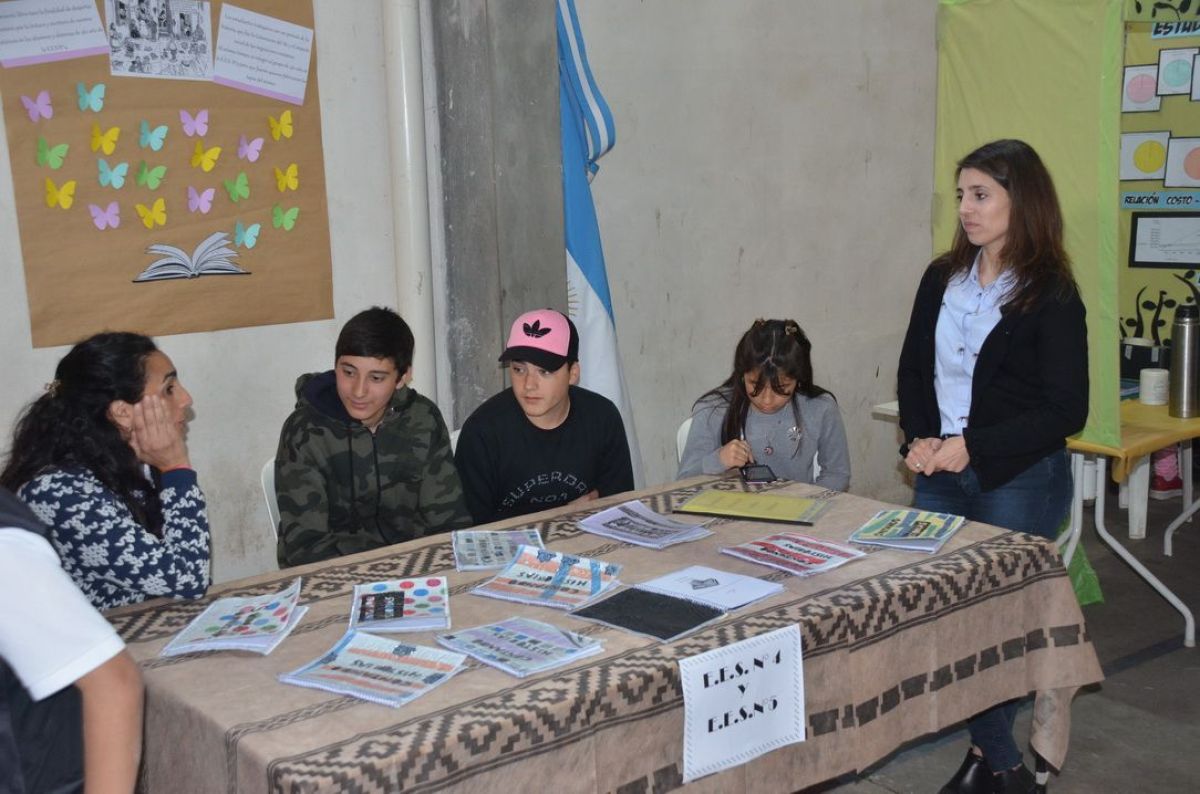 Se realizó la exposición de alumnos de Escuelas Secundarias | El Orden ...